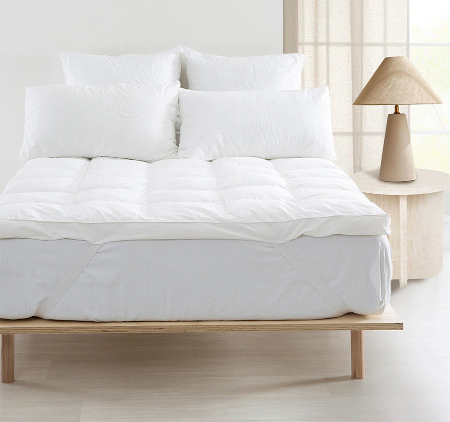 Eco Hotel Heavenly Dream 1300GSM Mattress Topper Range – The Hotel Linen Co